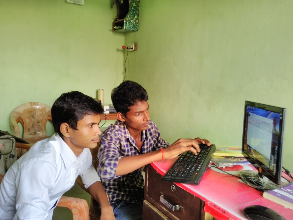 Devraj Computer Azamgarh - DW1819241